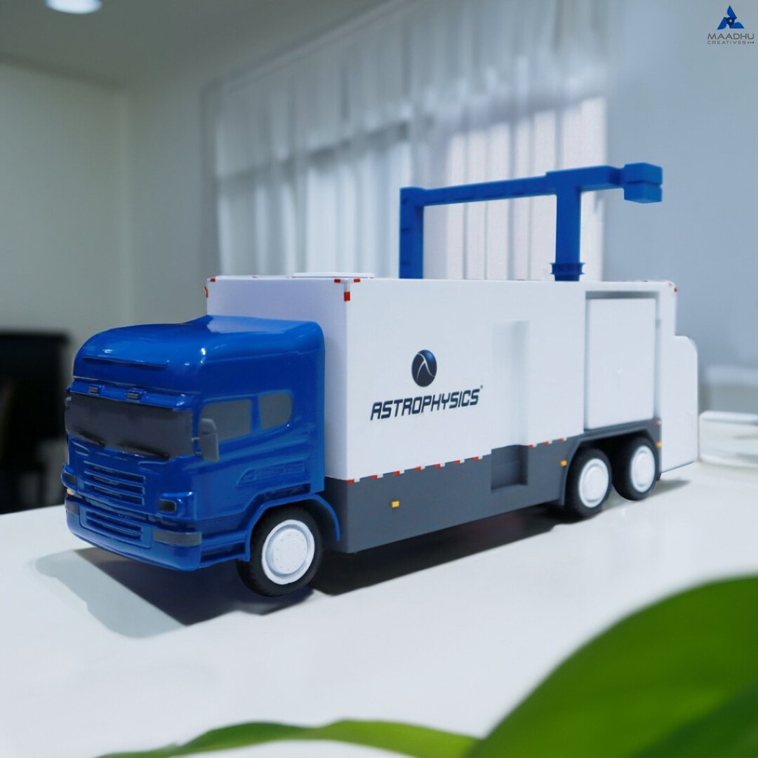 ArtStation - Incredible Truck Miniature Model