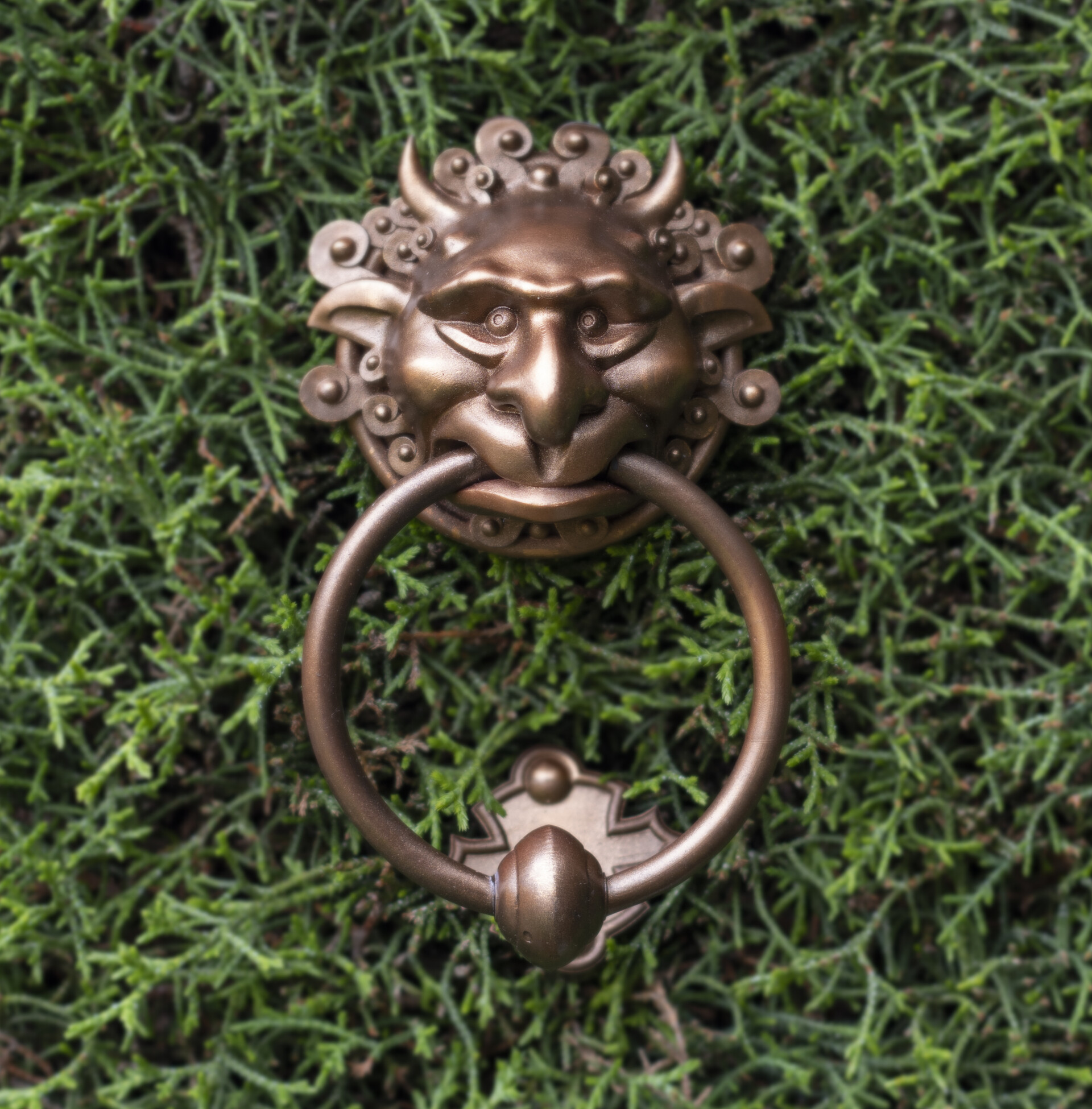 Zsibo - Labyrinth Knockers