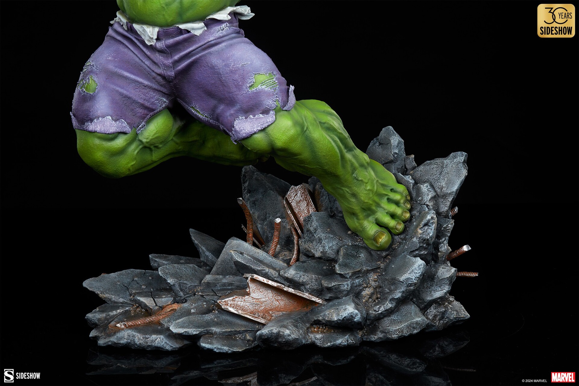 Daniel Bel - Sideshow Hulk: Premium Format™ Figure