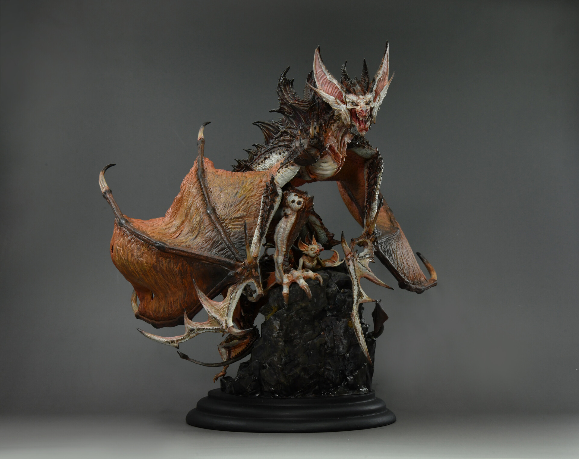 Dustchaser - -Vesppera-Watcher of the Death Painted and Printed Statue