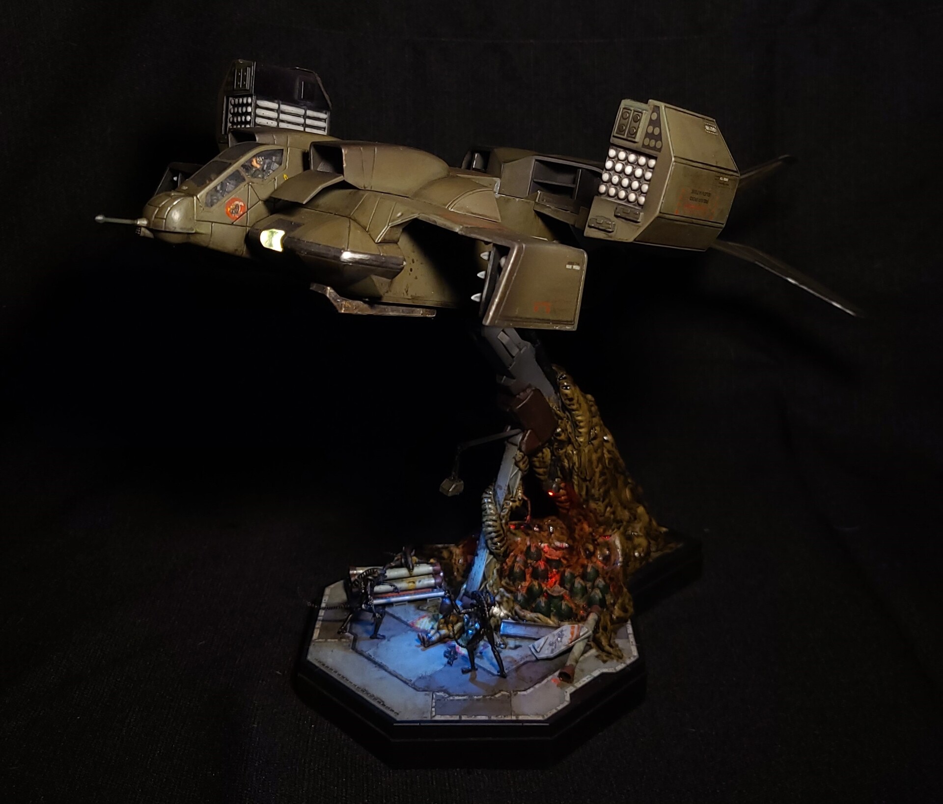 David Dobert - Aliens Drop Ship