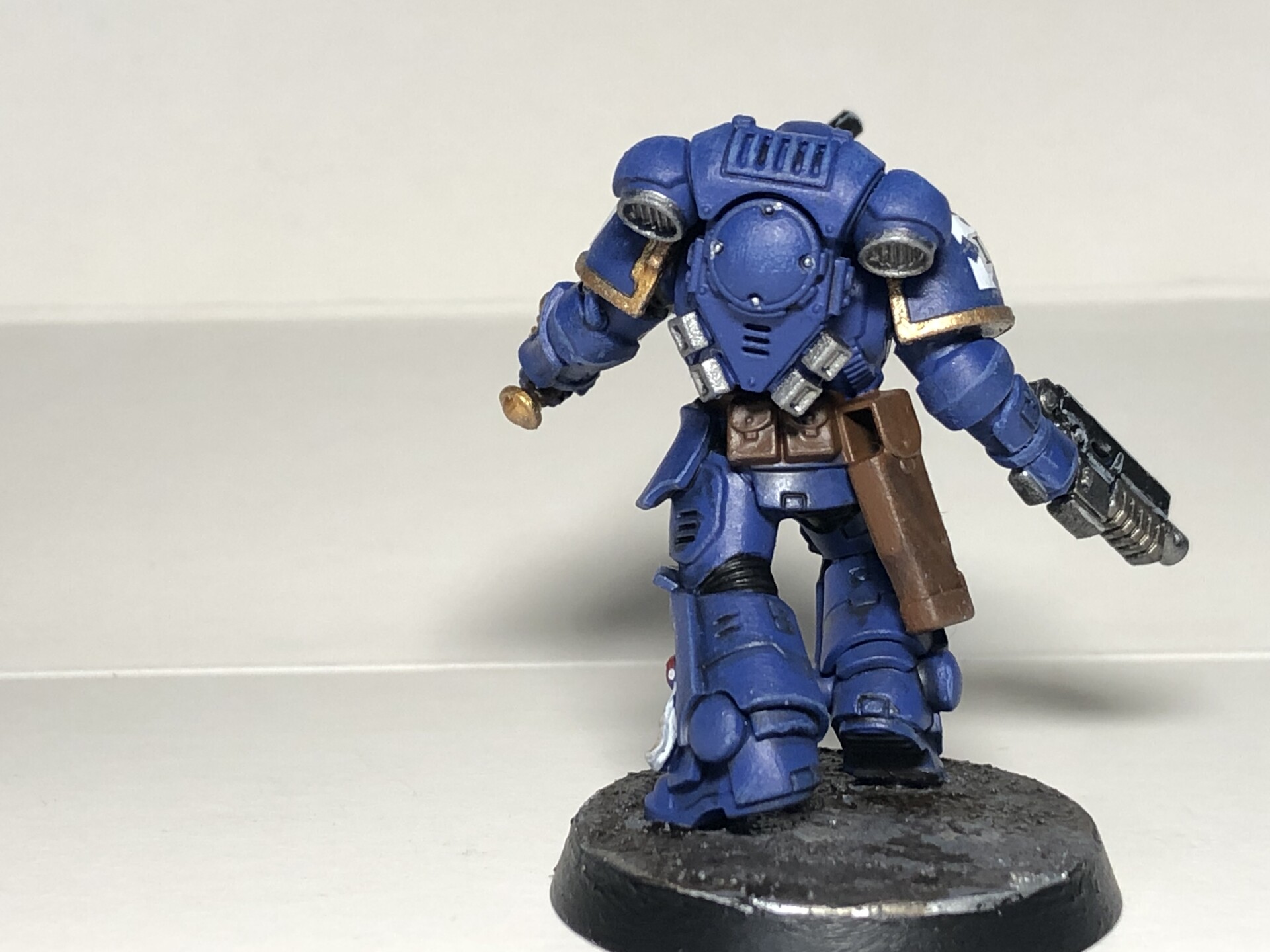 Reece - Ultra marine Hand painted WH40k miniature