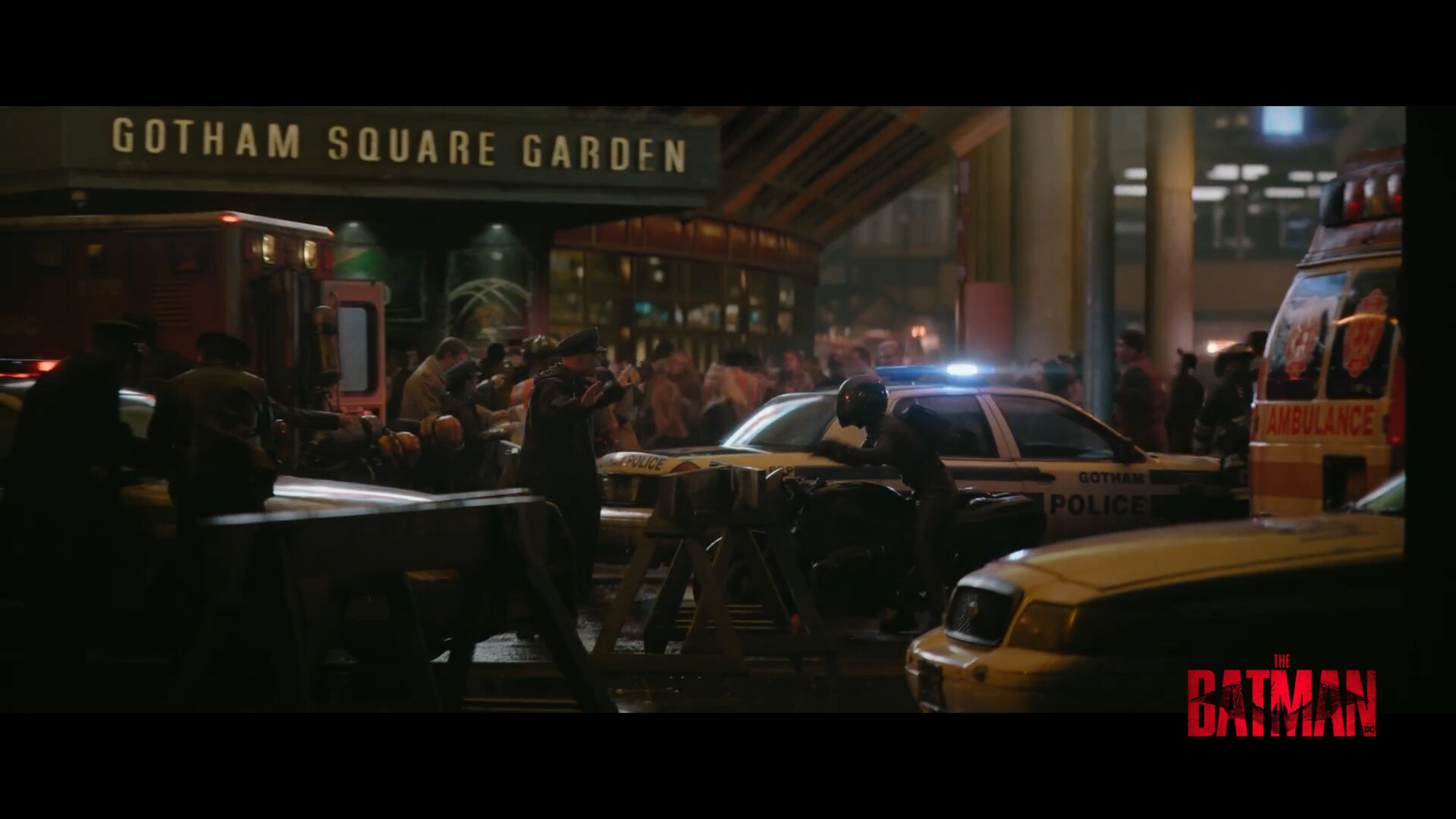 ArtStation - The Batman Matte Painting Gotham Square Garden