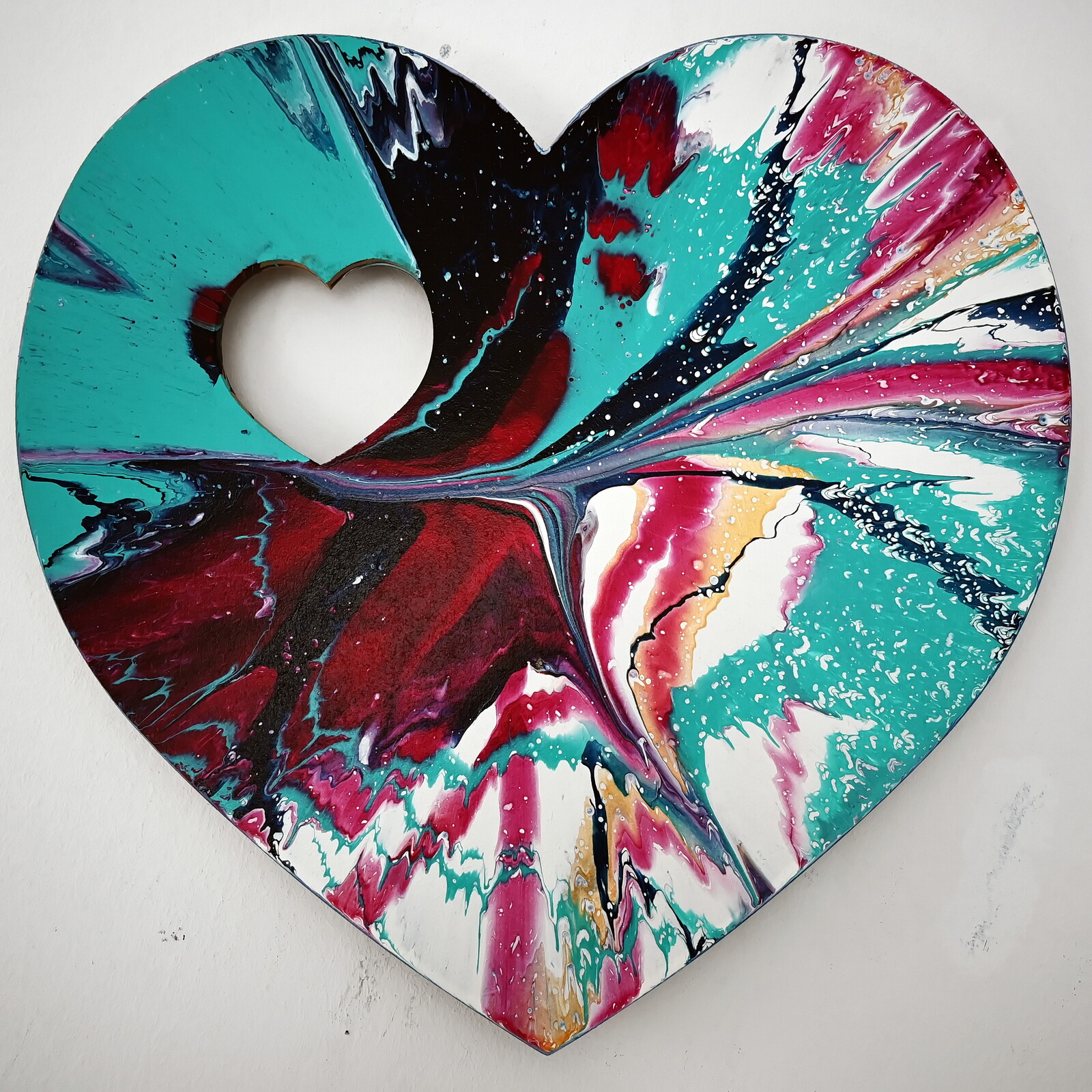 Fiona Art - Create a Stunning Spinning Heart Painting with Fluid ...