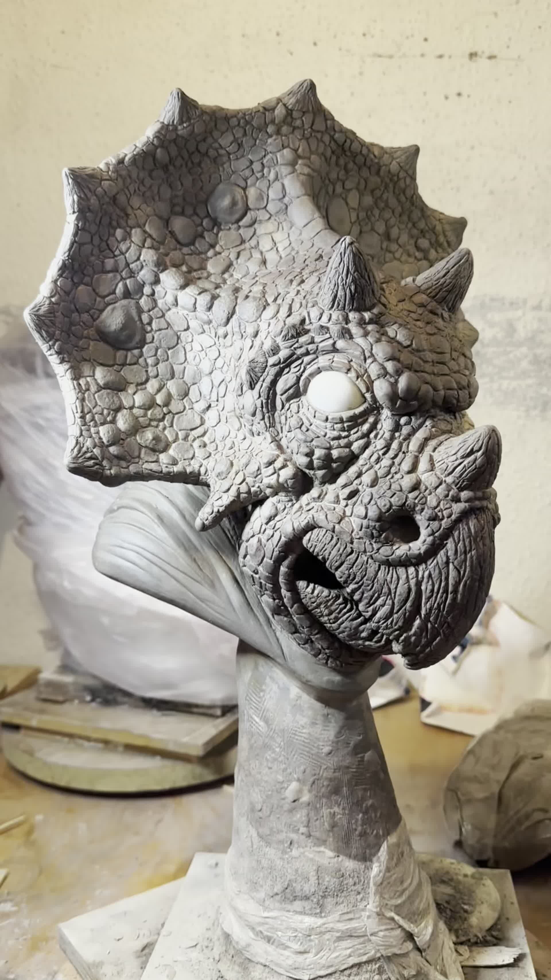 ArtStation - Dino-hybrid clay sculpture
