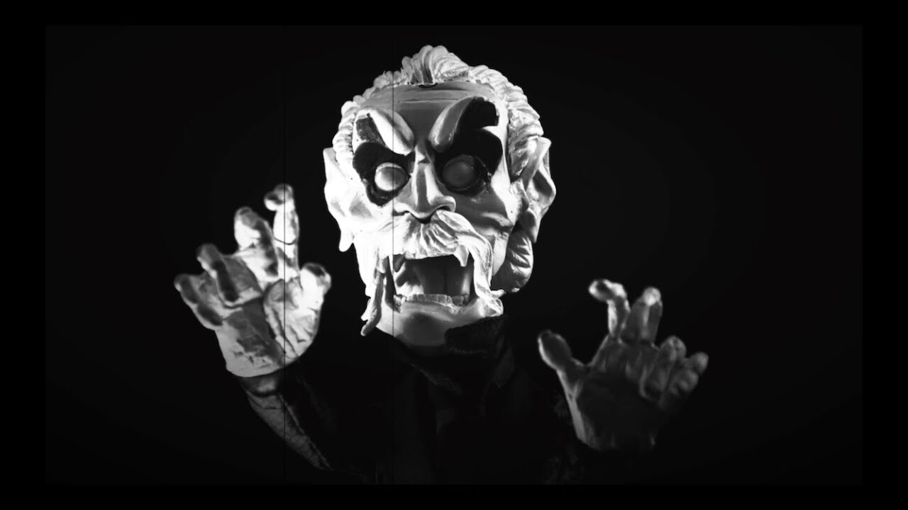Enrique A Palafox - Count Dracula Stop Motion Puppet