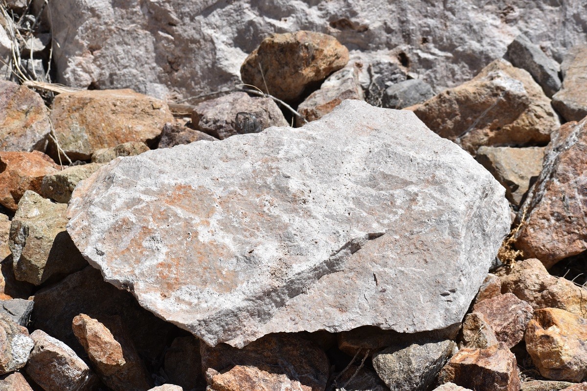 ArtStation - ROCKS AND SURFACES - REFERENCE PACK | Resources