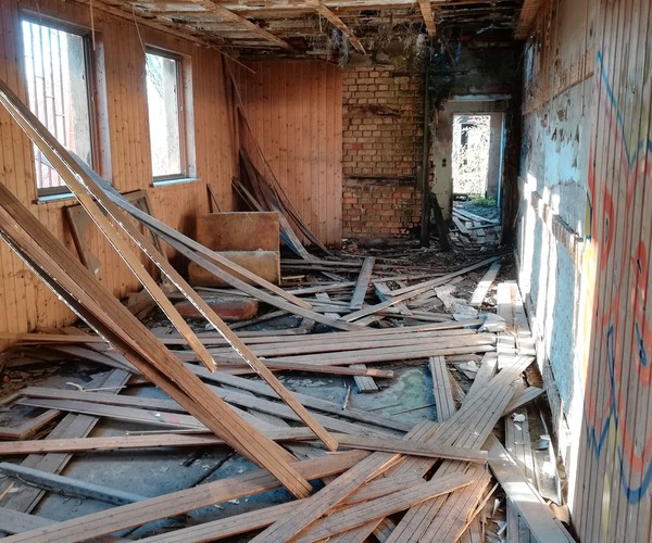 ArtStation - Abandoned Buildings & Factories - Reference Pack | Resources