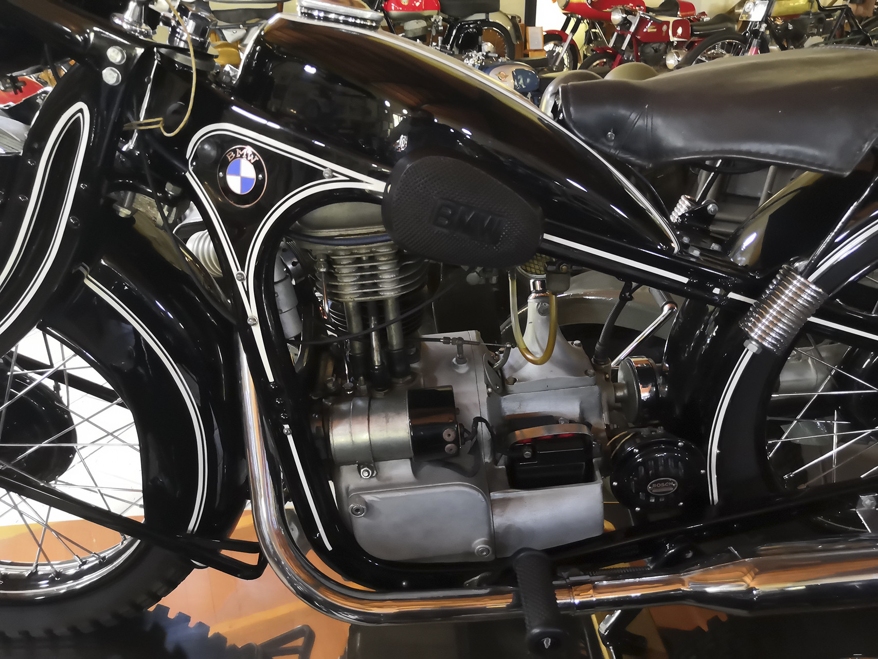 ArtStation - Old Motorcycle - reference images | Resources