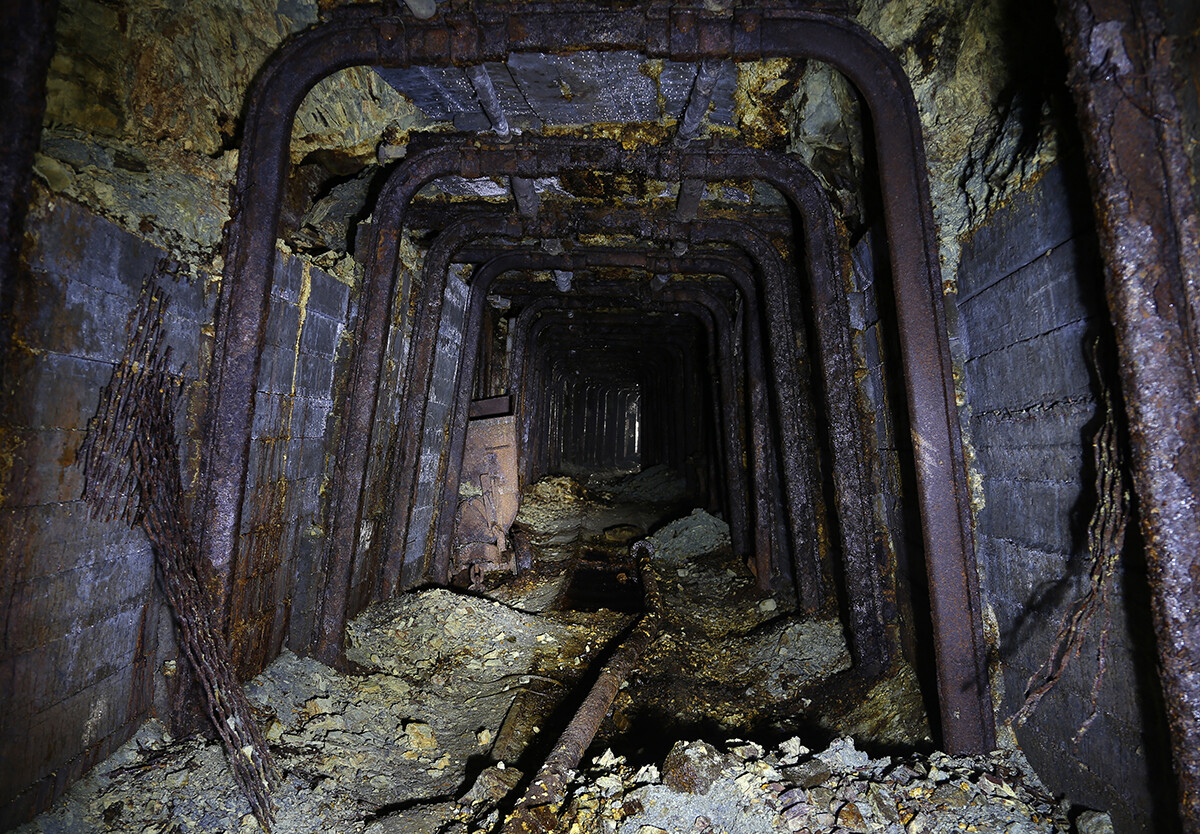 ArtStation - 700+ Mines and Underground Reference Pictures | Resources