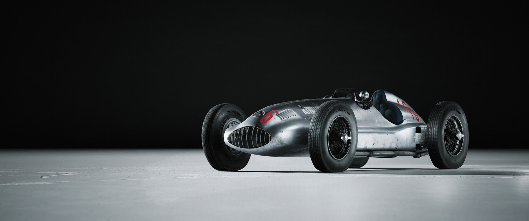 ArtStation - Mercedes-Benz W165 (Unreal Engine 4) | Game Assets