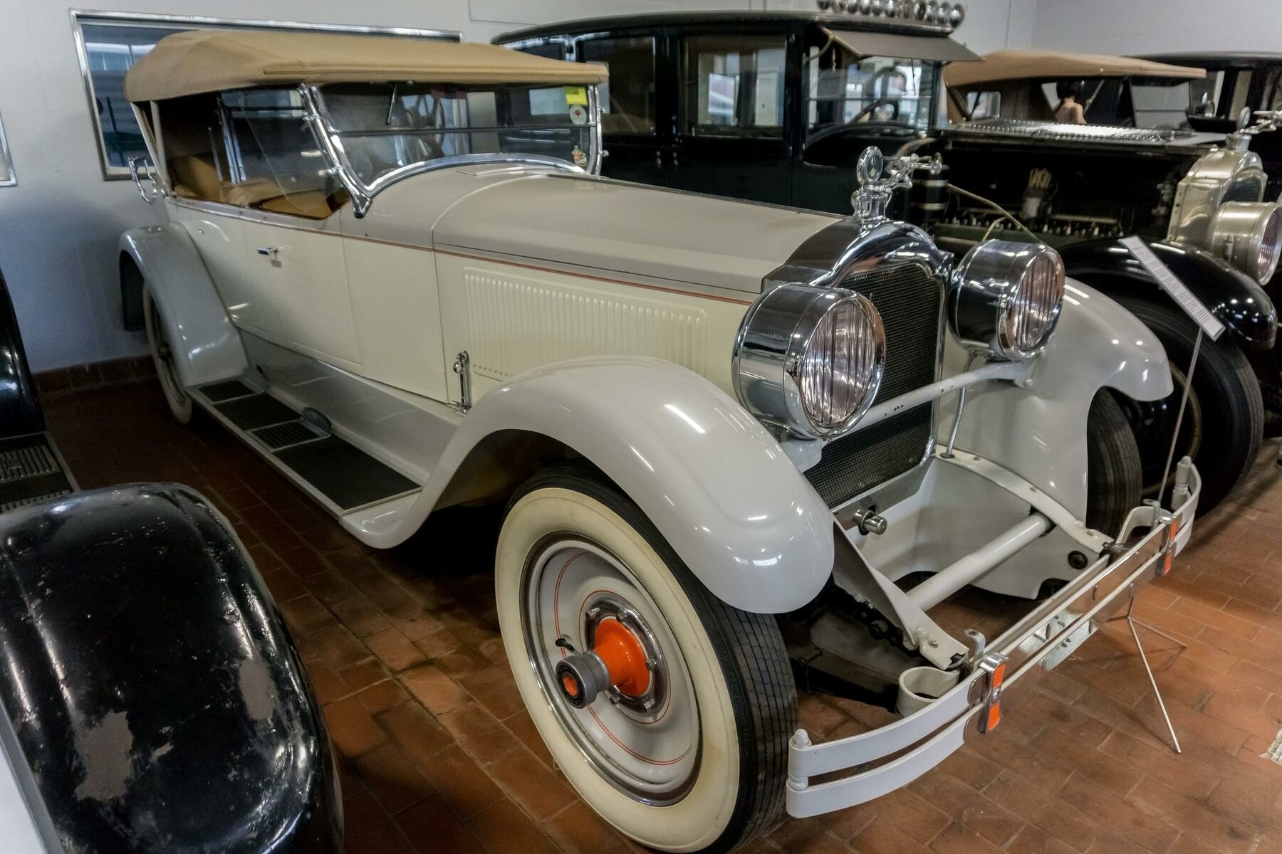 ArtStation - 102 photos of 1920s Packard Cars | Resources