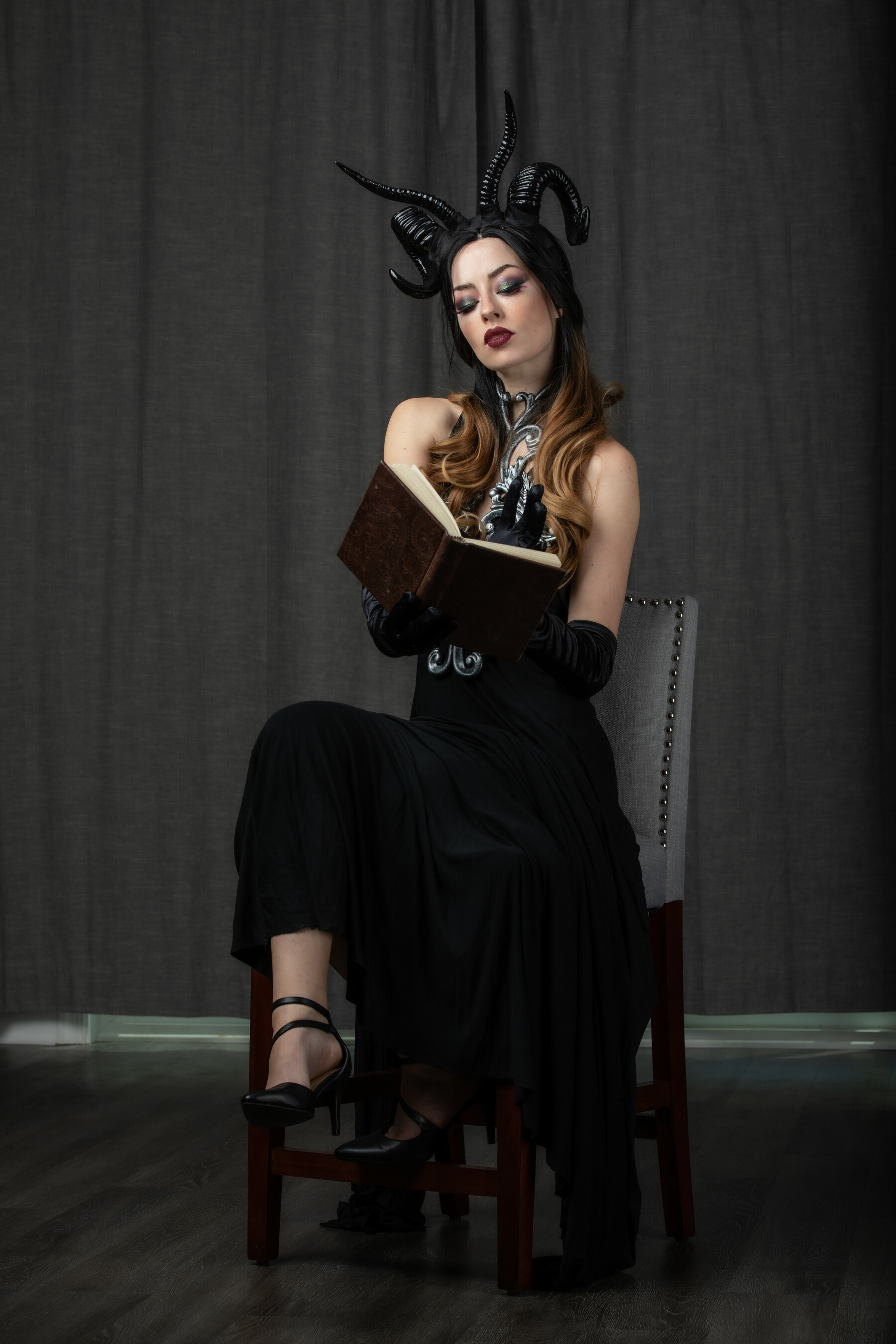 ArtStation - Necromancer - Pose Reference for Artists | Resources