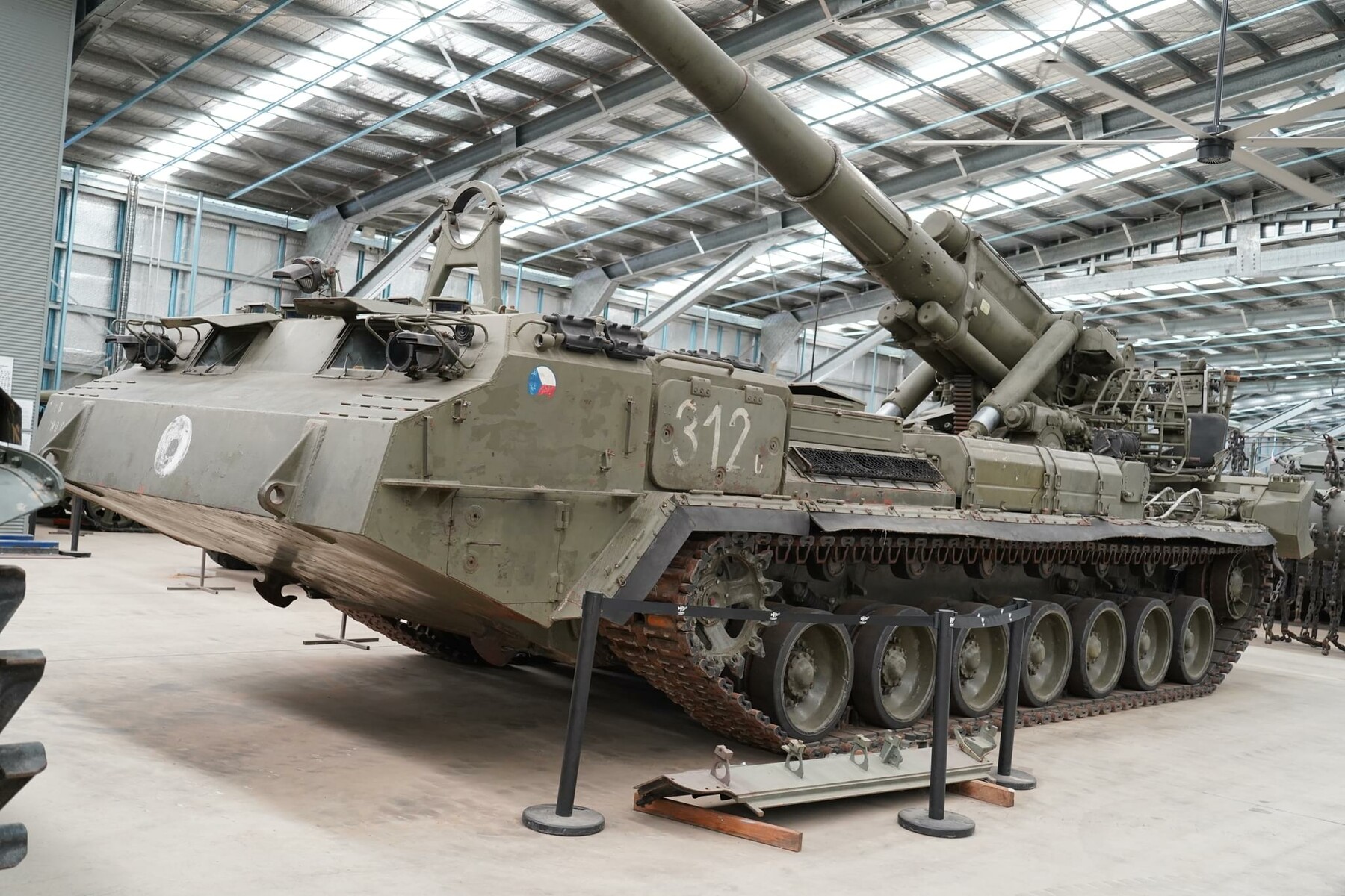 ArtStation - 166 photos of Soviet Howitzer 2S7 Pion | Resources