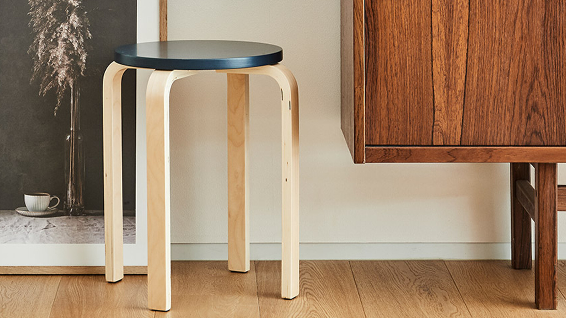 ArtStation - round stool wooden chair | Resources