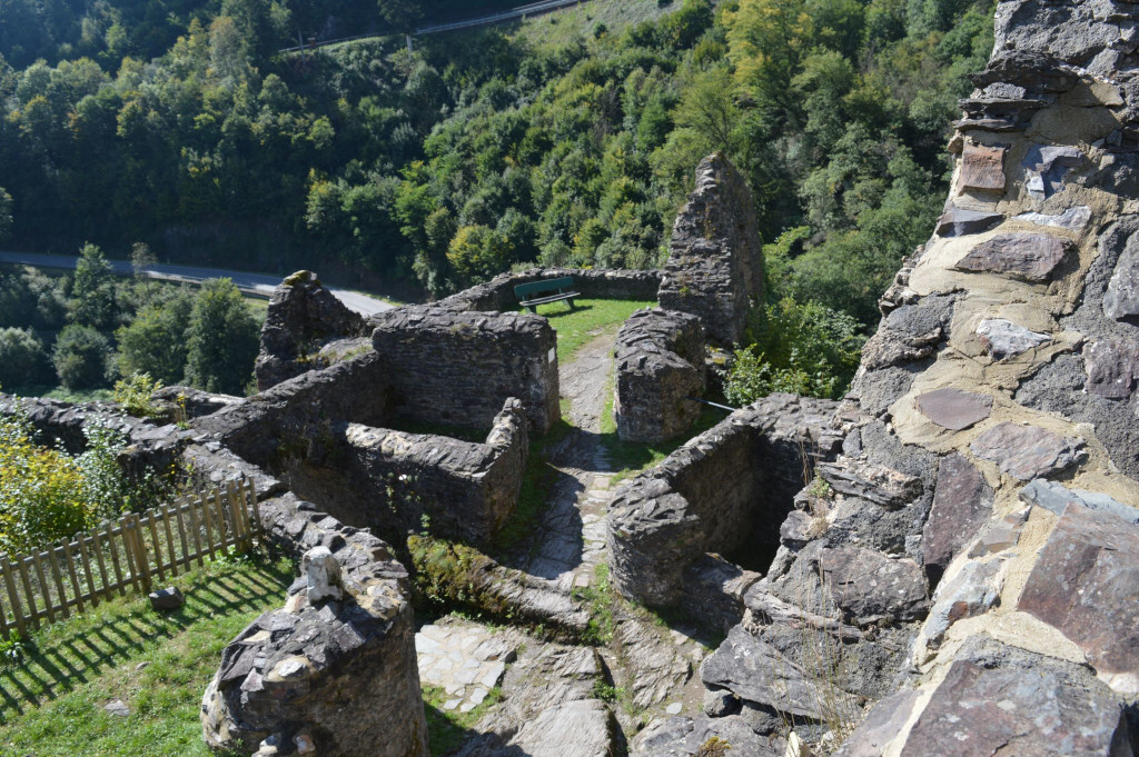 ArtStation - Medieval Castle Ruin on Mountain Reference Pack 1 | Resources