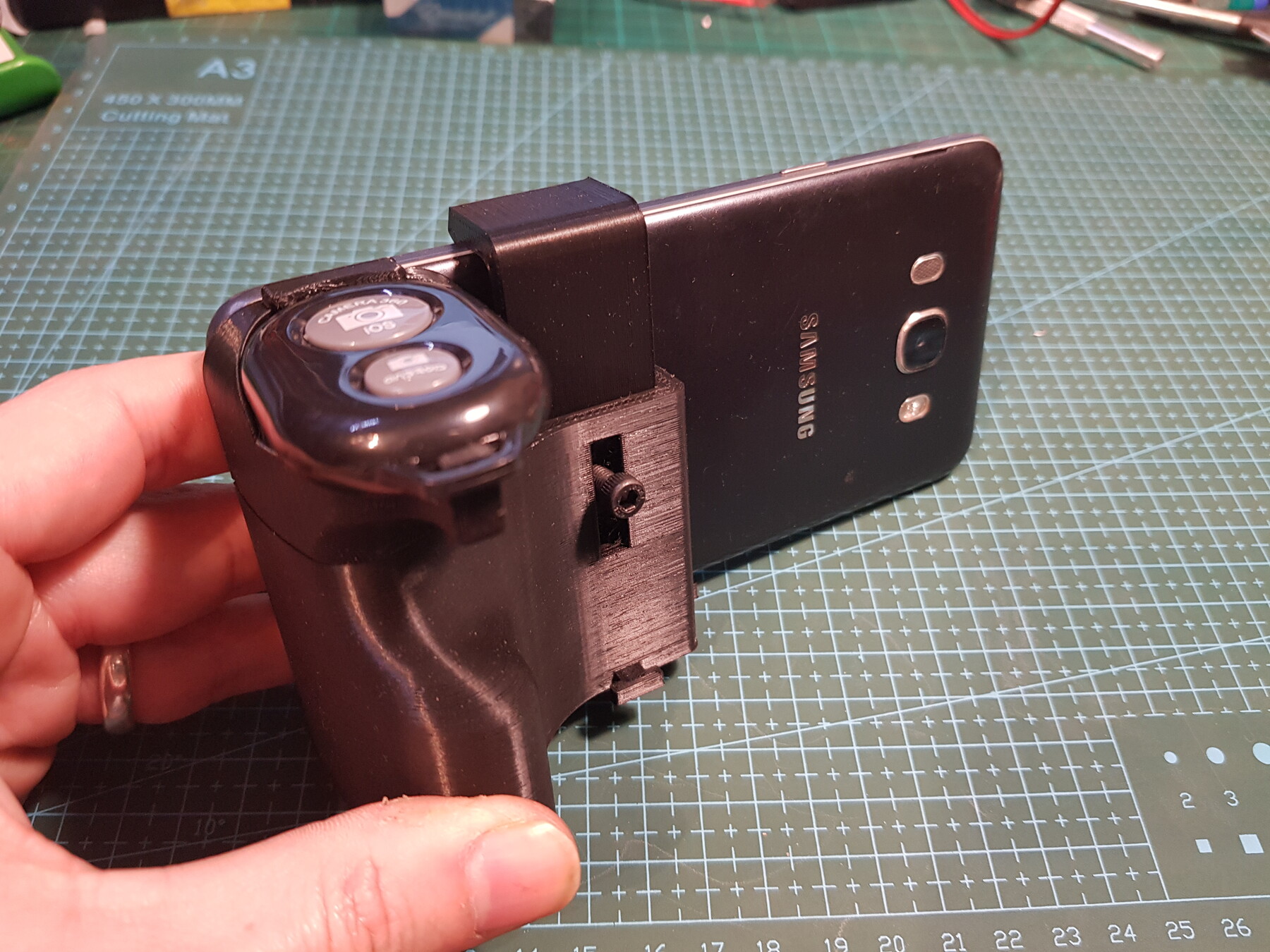ArtStation - Smartphone camera grip - camera holder | Resources