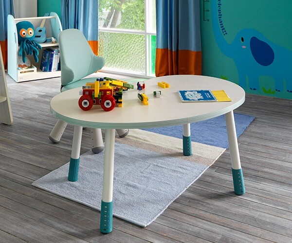 ArtStation - Peanut 1200 High Desk | Resources