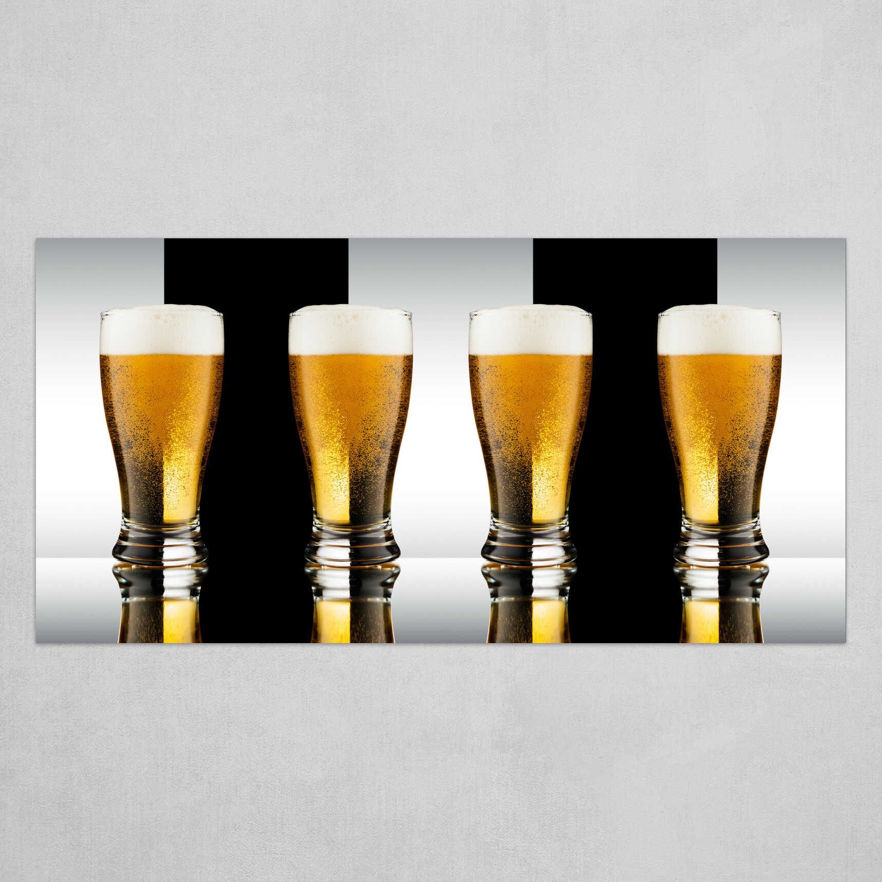 Alexandre Watanabe - Beer Refraction Glasses